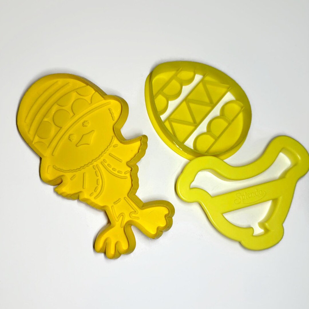 Vintage Cookie Cutters Set of 3 Yellow Plastic Easter Cookie - Etsy
