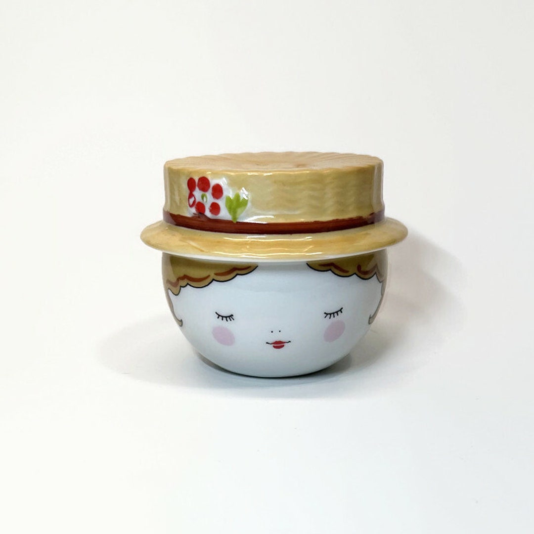 Single Shaker Girl With a Straw Hat Kitschy for Salt or Pepper - Etsy