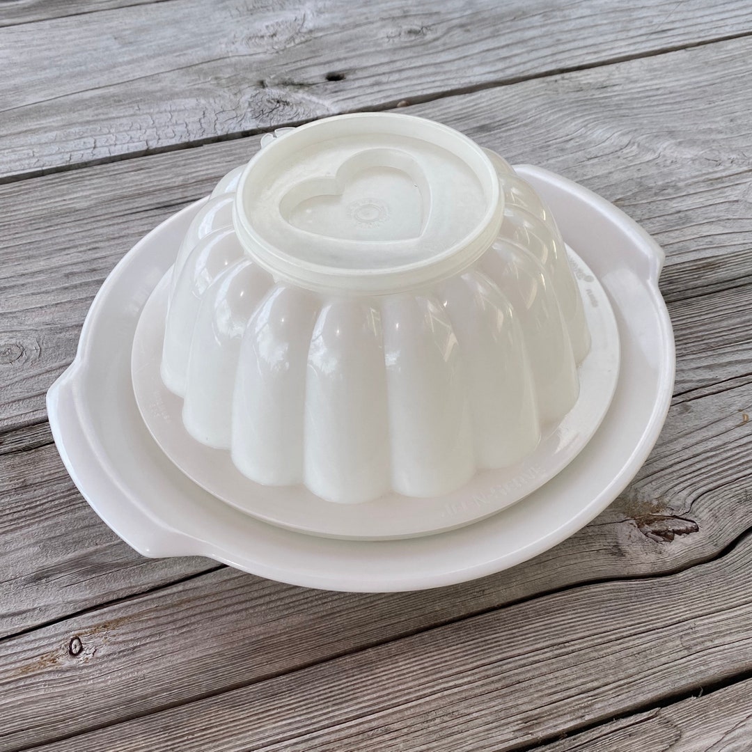 Tupperware Jello Mold 7 Piece Holiday Set Jel N Serve Includes Platter ...