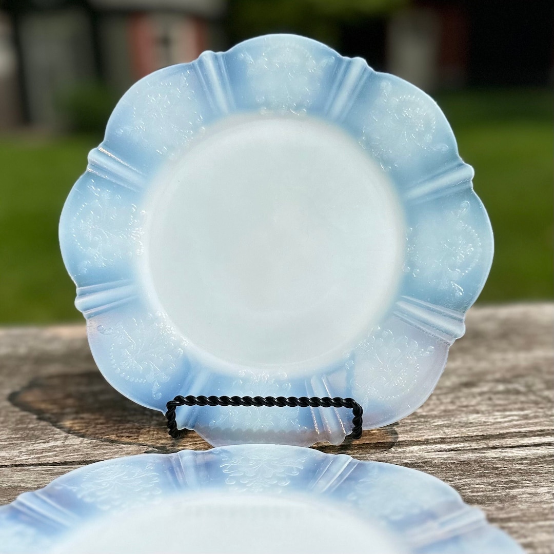 Set of 2 Depression Glass Plates 1930s Macbeth Evans American ...