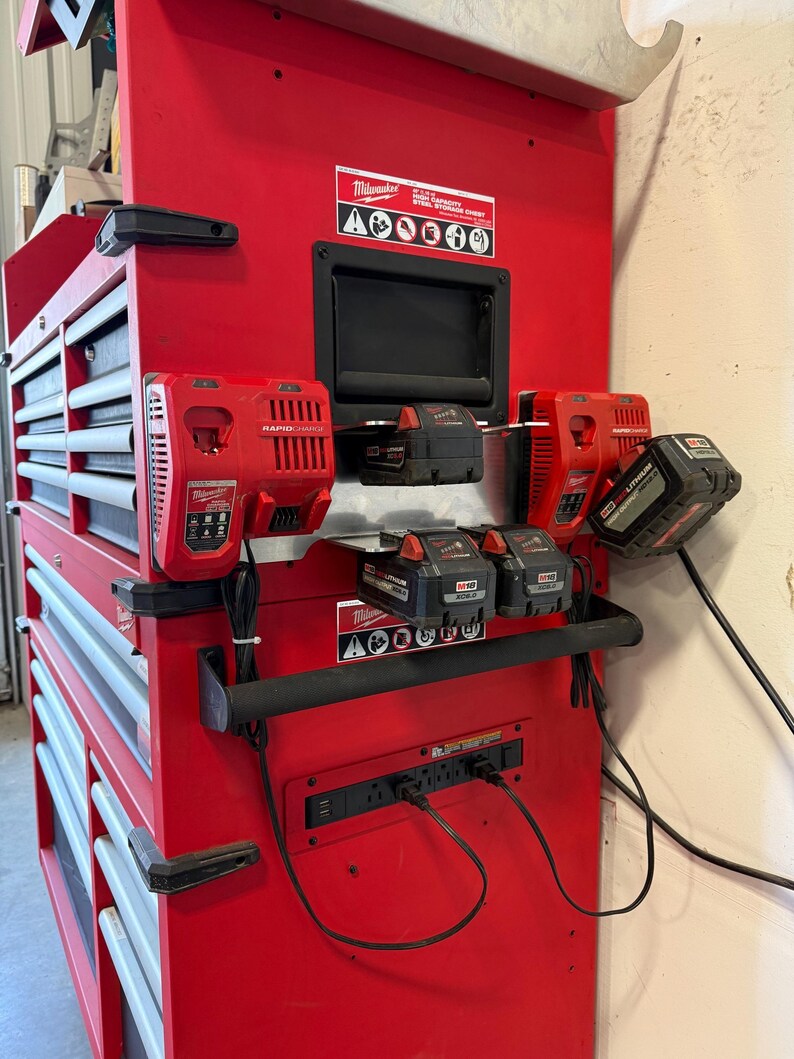 Milwaukee Tool Box M18 & Charger Dock - Etsy