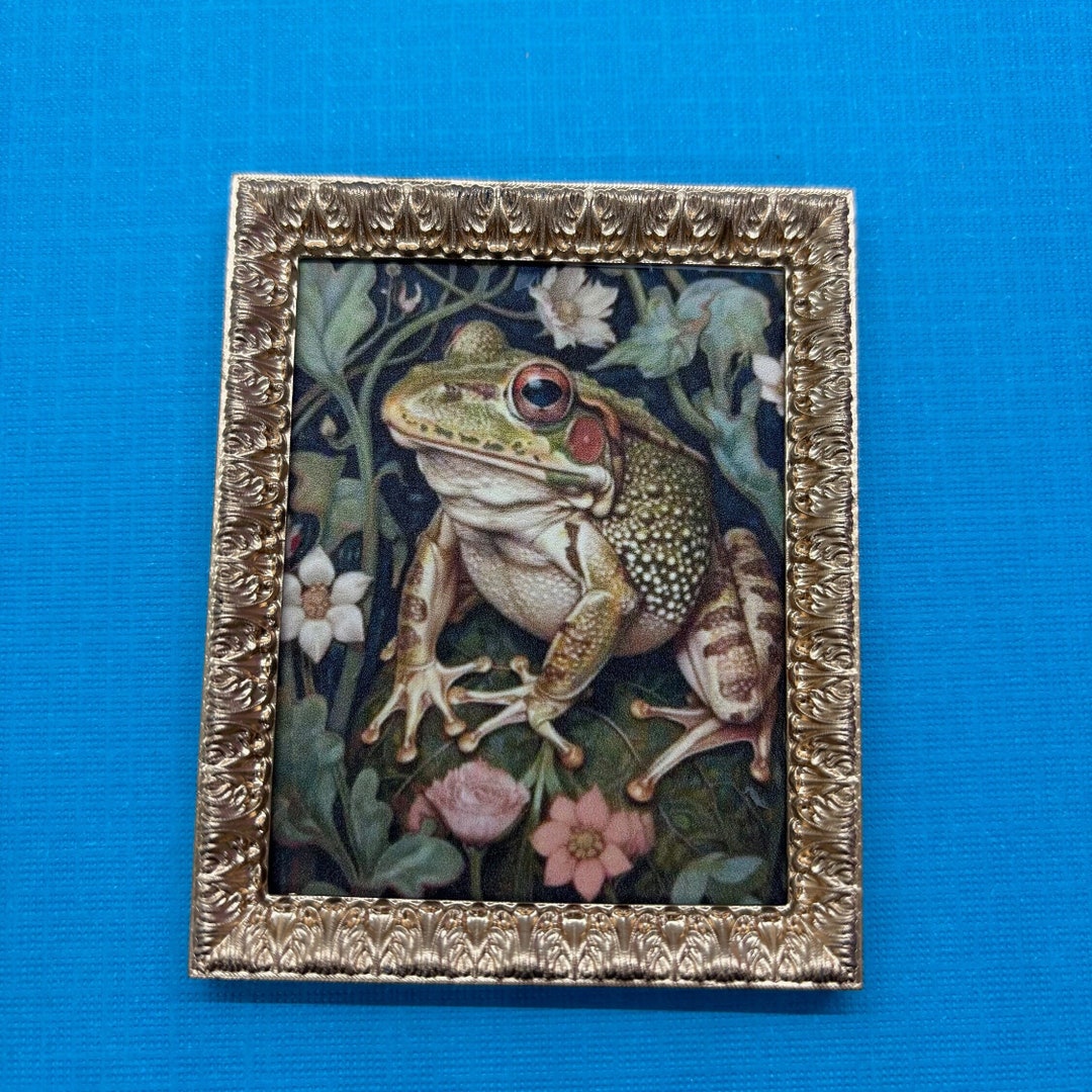 Big Daddy Frog Miniature Picture, Amphibian Framed Art for Your ...