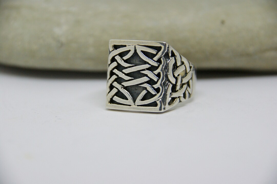 Solid Sterling Silver - Celtic - Trinity Knot - Signet Ring - UK V, US ...