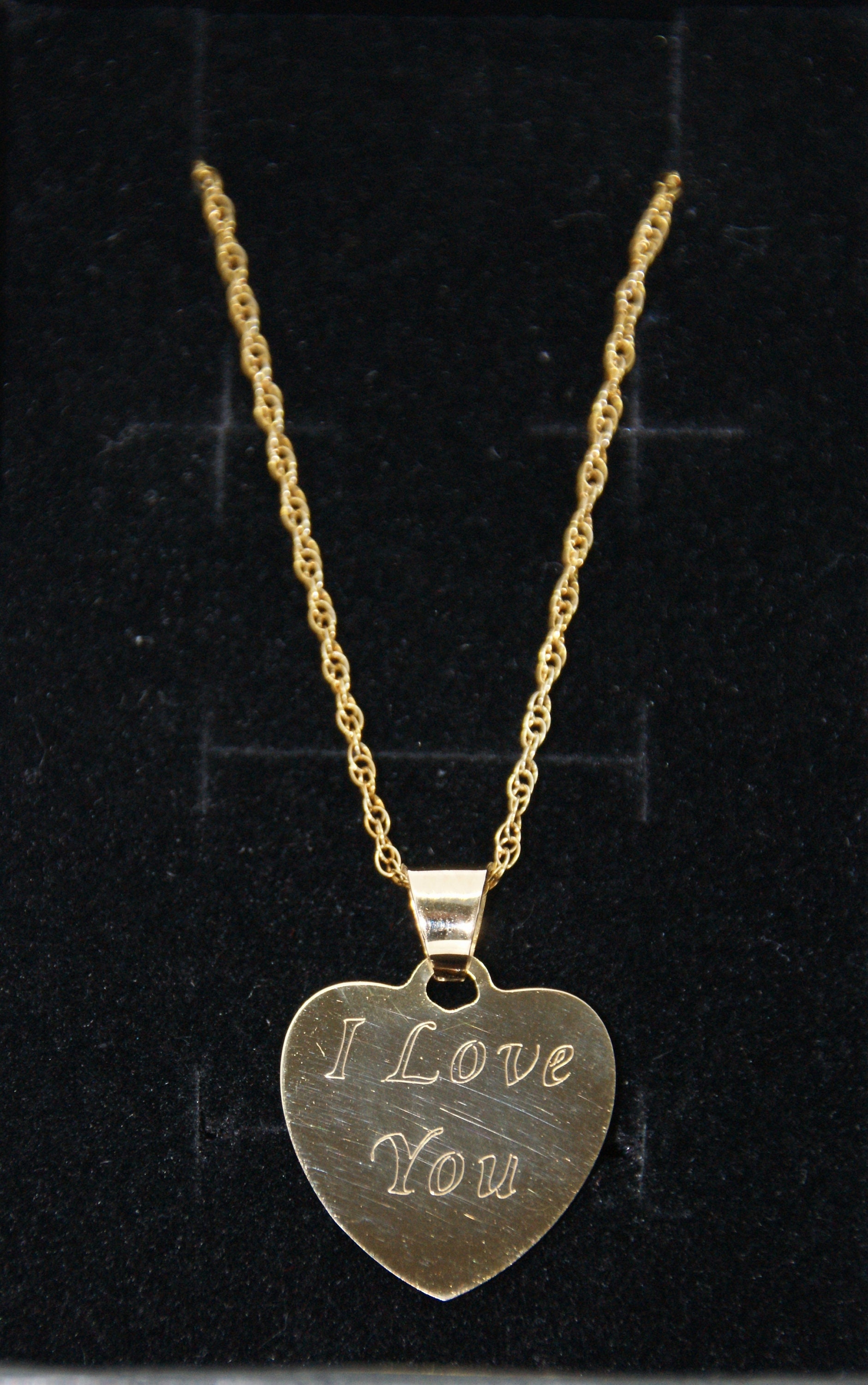 Vintage - 9ct Gold - I LOVE YOU - Heart Pendant & Chain - Etsy