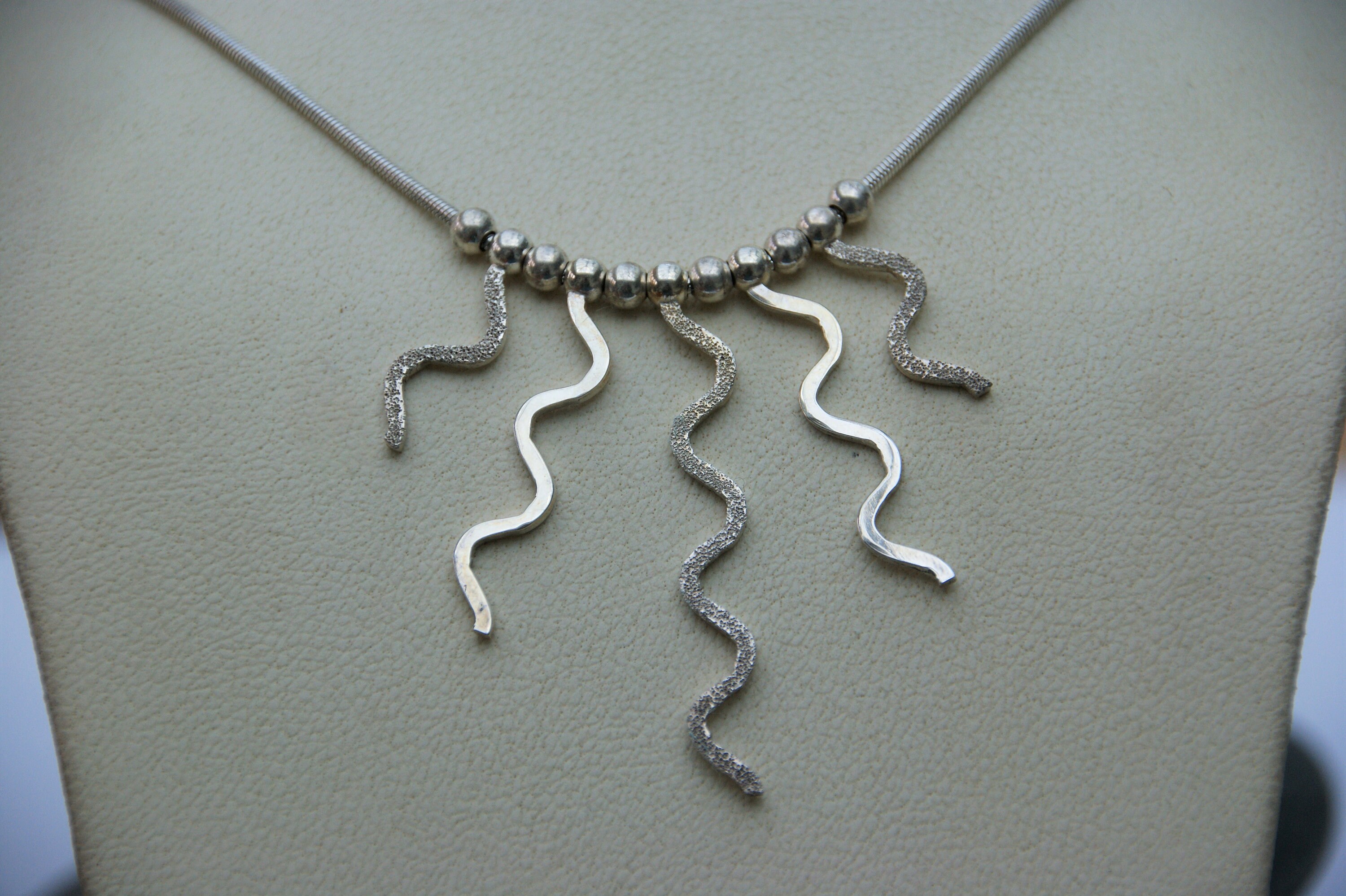 Unusual - Wavy Lines Design - Mid-century - Silver Necklace - Etsy
