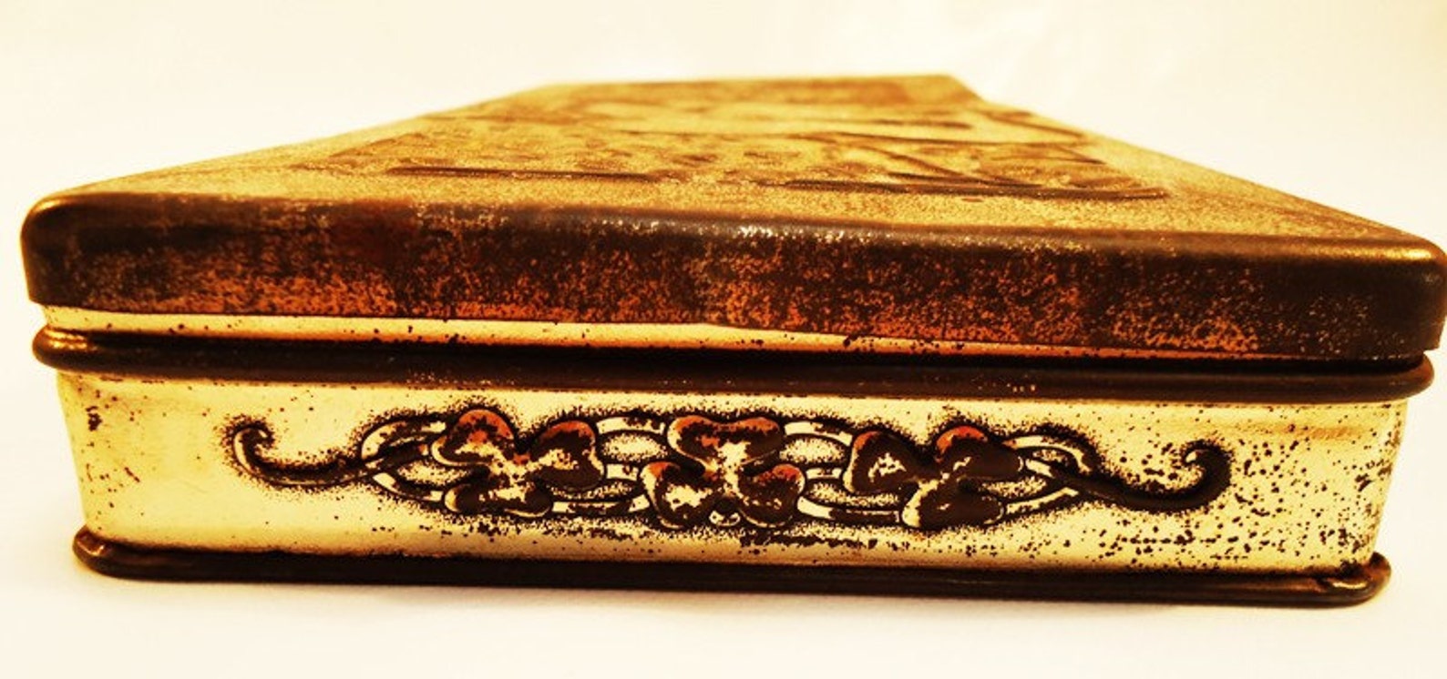 The Irish Embossed Tin Box.1910 - Etsy