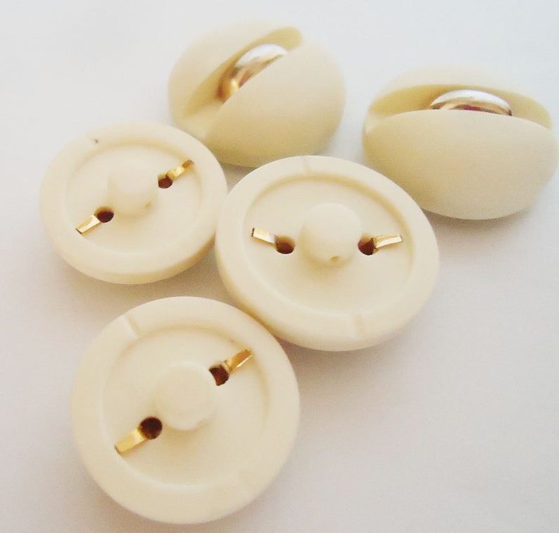 Five Japanese Round Creamy Golden Buttons. 60s - Etsy