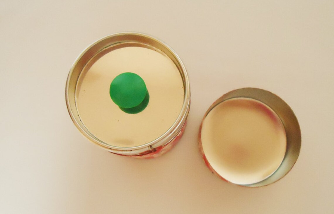 The Japanese Little Tin. 60s. - Etsy