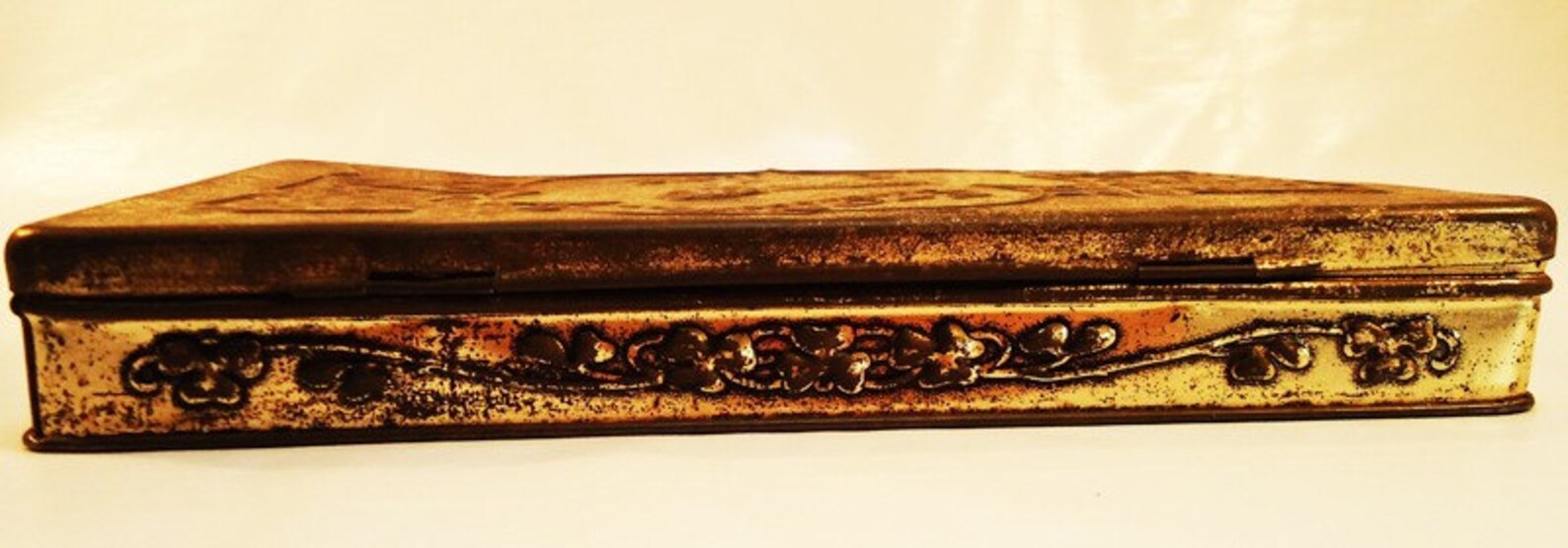 The Irish Embossed Tin Box.1910 - Etsy