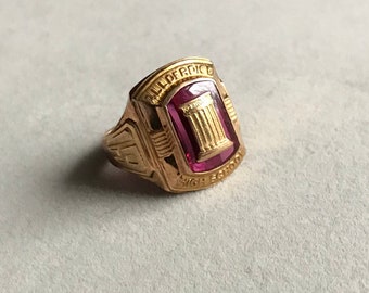 Antique Class Ring 1969 - Etsy