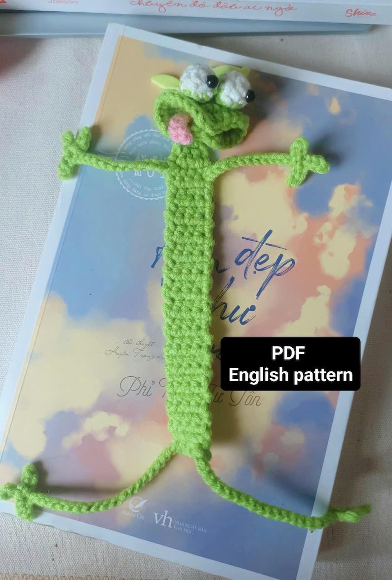 Crochet Gecko Bookmark Pattern: Funny Lizard Amigurumi (PDF Download ...