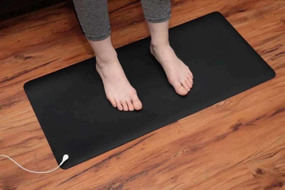 Earthing Grounding Mat. Use If for Therapy, as a Mouse Pad, Sleep, Yoga ...