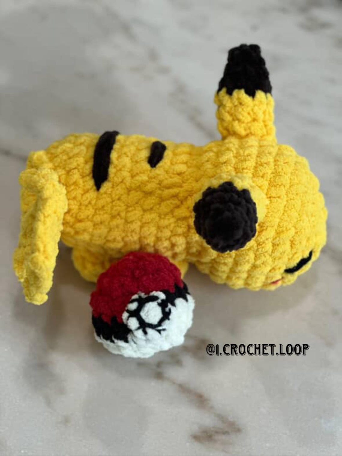 Sleeping Pika + Ball Amigurumi Digital Pattern - Etsy