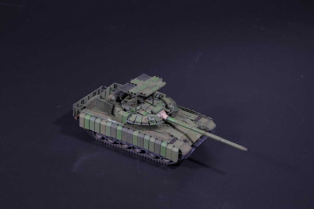 Russian T-80BVM Main Battle Tank Model- 1:72 Scale Model - Etsy