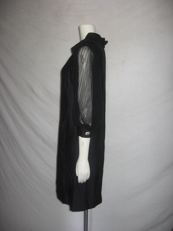 Vintage Stunning Black Portrait Collar Pleated See Th… - Gem