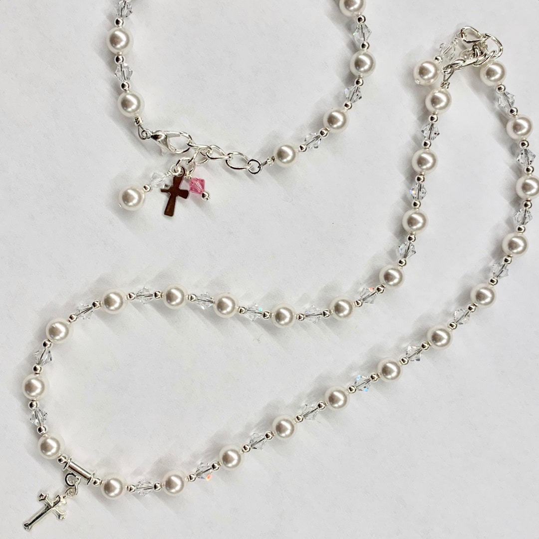 Ensemble de bijoux de première communion en perles | Croix en argent ...