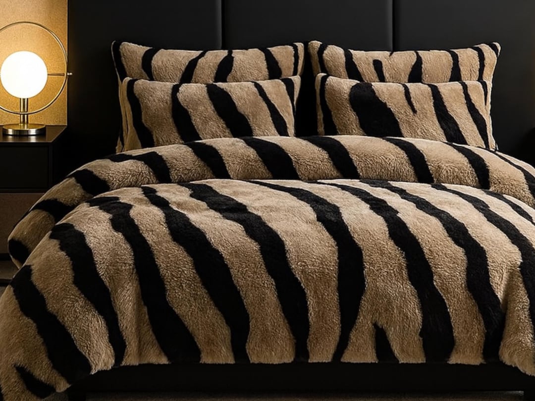 Brown Tiger Plush Fur Bed Set: Winter Warm Soft Bed Cover & Pillowcases ...