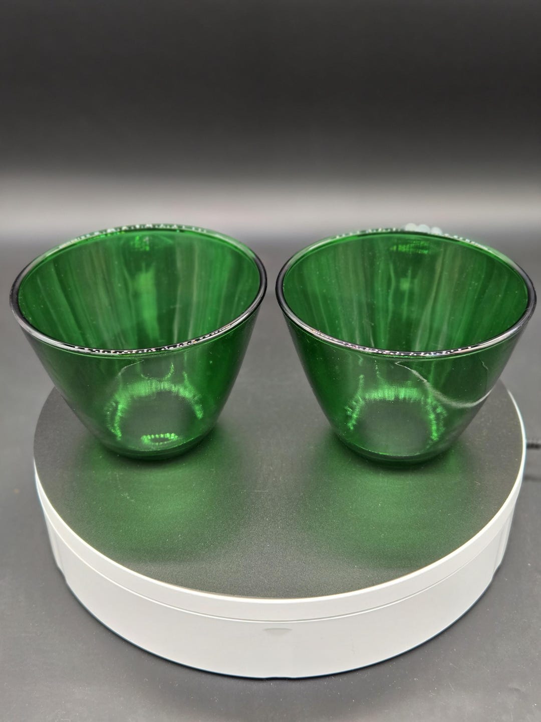 Vintage Emerald Green Glass Bowls (set of 2) – Mid-century Modern Snack ...