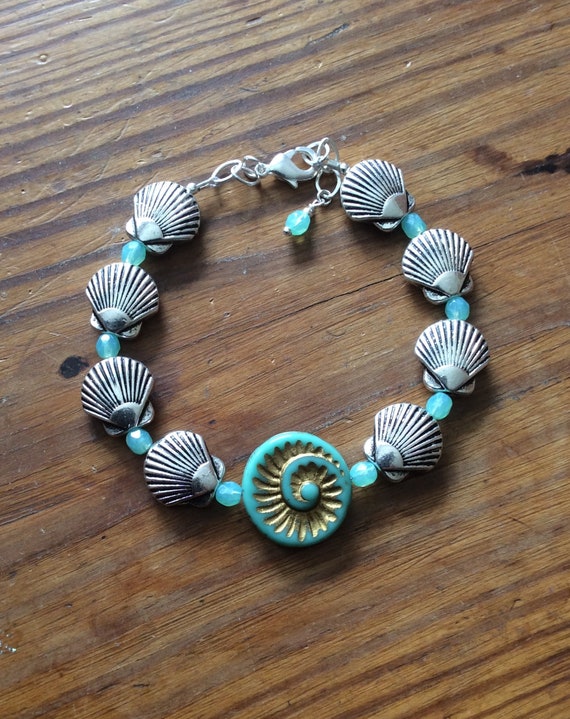 Silver Shell bracelet Gorgeous One of a kind | Etsy