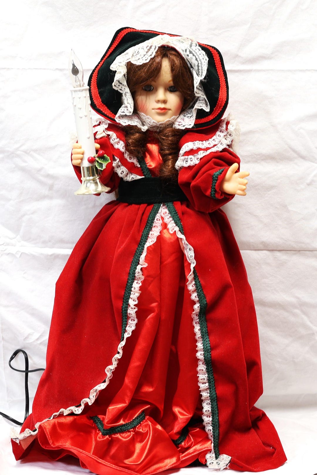 Holiday Creations Motion-ette Animated Holiday Figure Lady in Red Robes ...