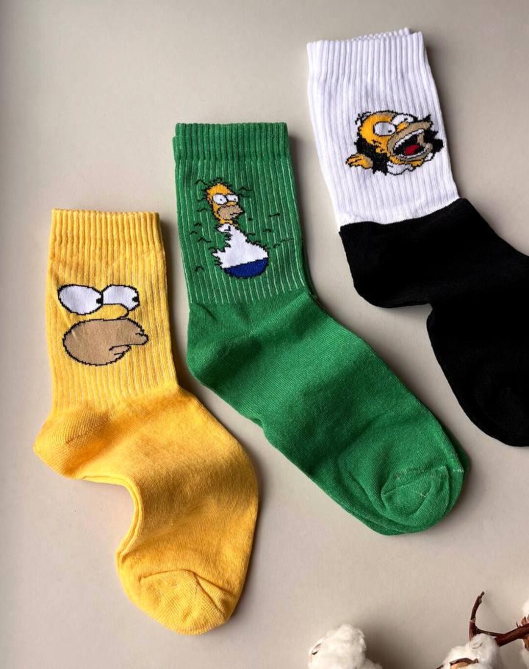 Homer Simpson Socks Set: Funny Cartoon Meme Crew Socks, 3 Pairs Mens ...