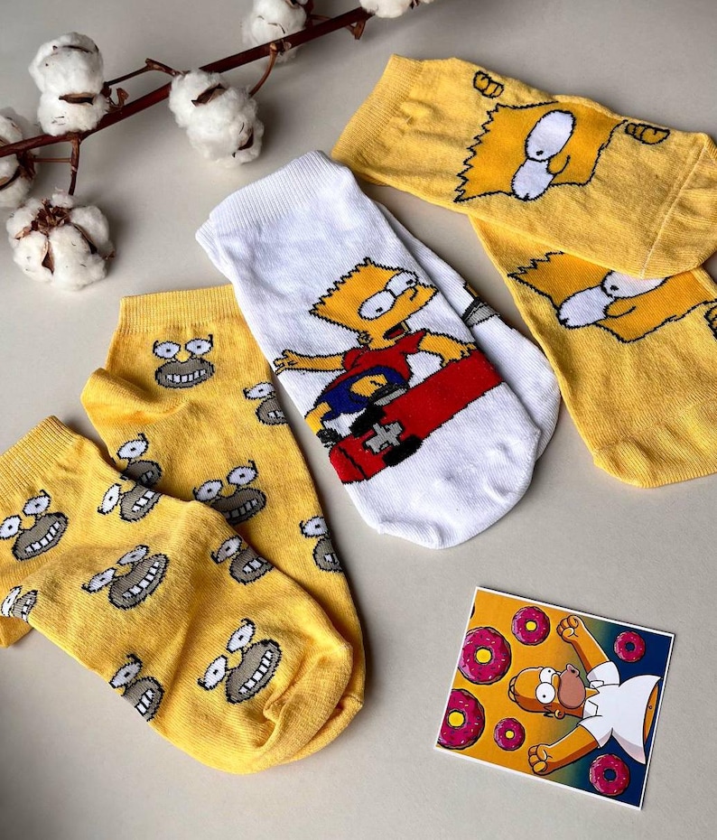 The Simpsons Socks Set: Bart & Homer Funny Men's Socks - Size 7-11 (US ...