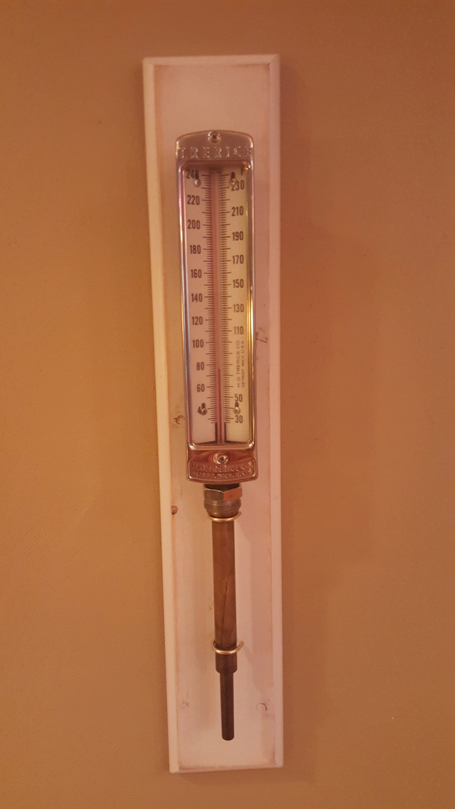 Vintage Industrial Thermometer and Display Stand - Etsy