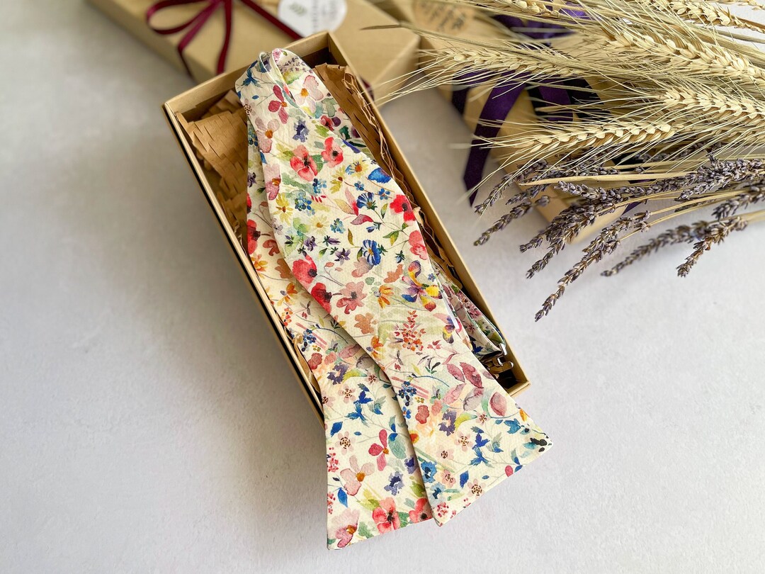Floral Bow Tie Gift Set Men Anniversary Present Birthday - Etsy