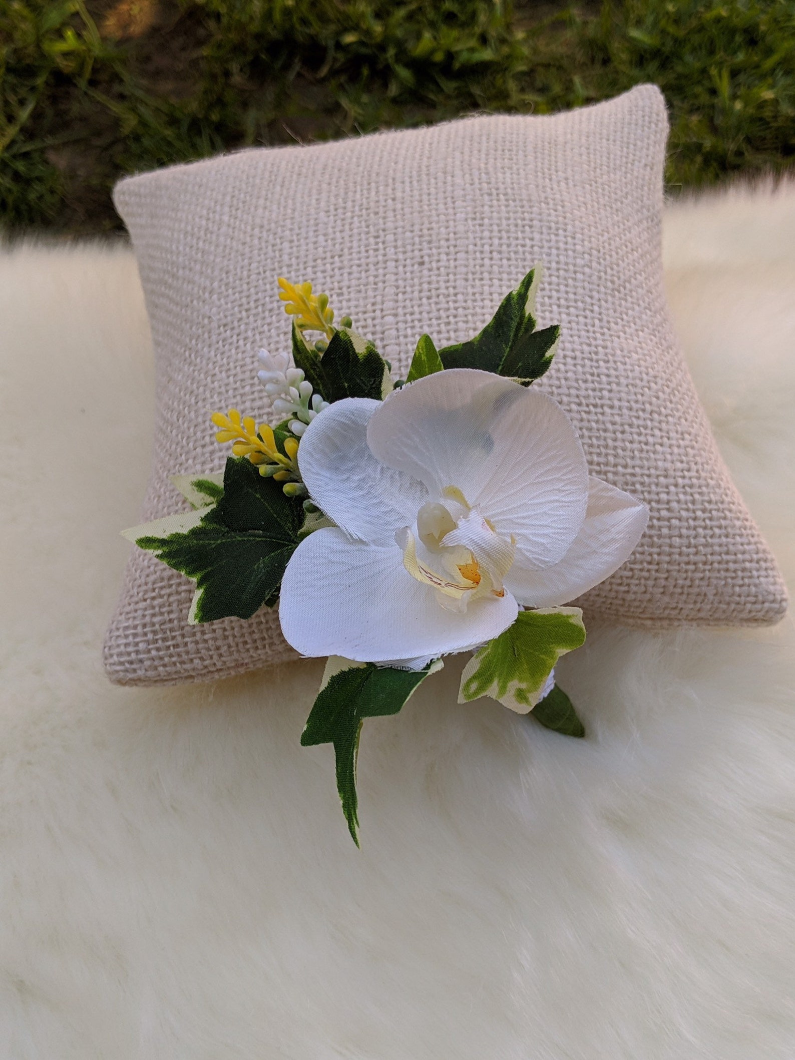 White Orchid Buttonhole, White Green Boutonnières, Buttonhole for Groom ...
