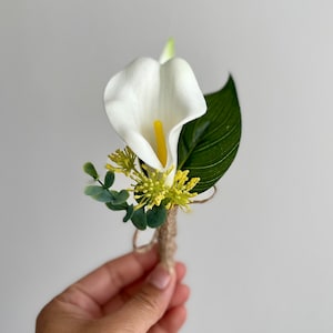 White Calla Lily Buttonhole and Corsage Set Boutonnières for Prom Lily ...