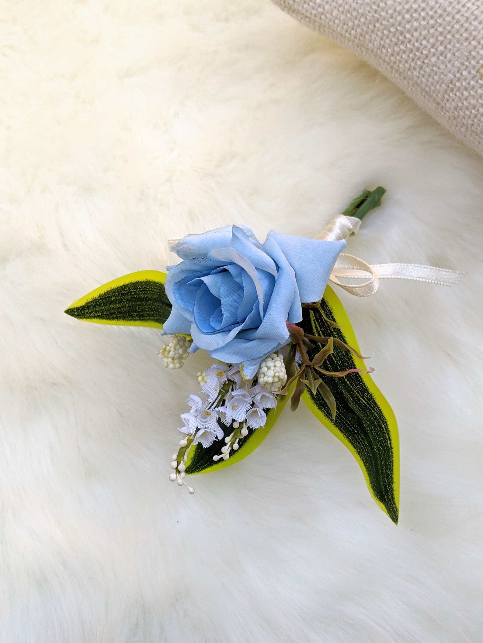 Rustic Blue Rose Buttonhole, Rose Rustic Boutonnières, Buttonhole for ...