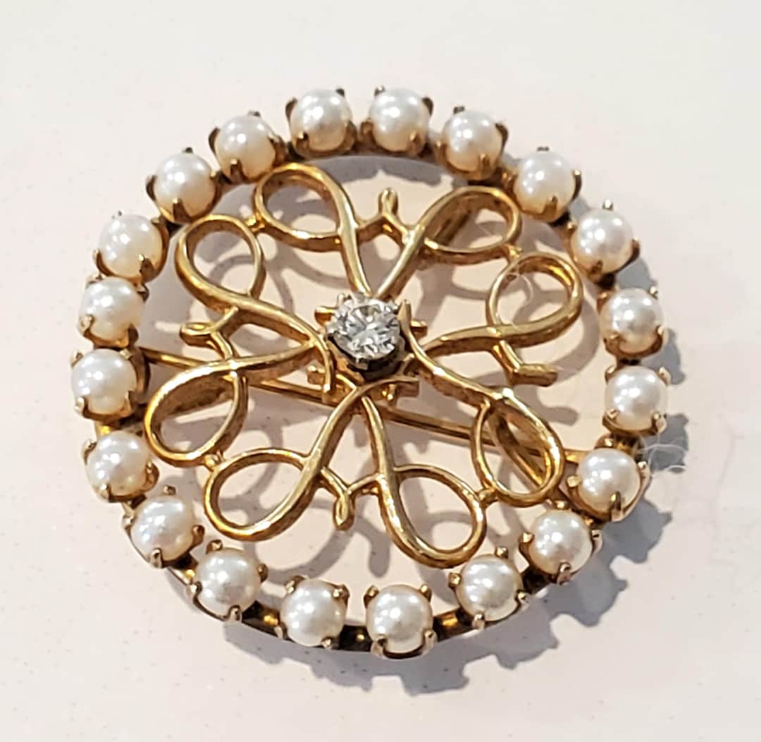 Vtg Rare Avon Award Pin 14k With Pearls and Diamond - Etsy