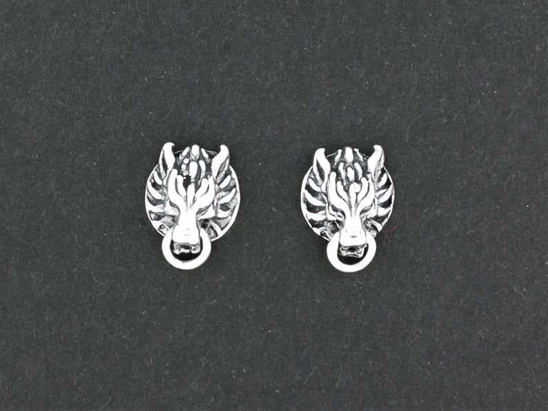 Sterling Silver FF7 Wolf Stud Earrings FFVII Wolf Stud - Etsy