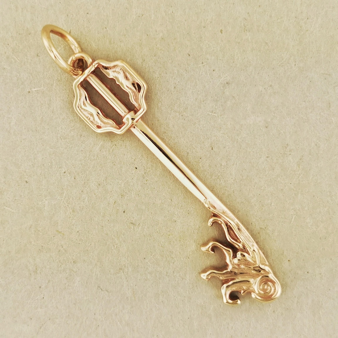 Kingdom Hearts One Winged Angel Keyblade Pendant, KH Keyblade Pendant ...