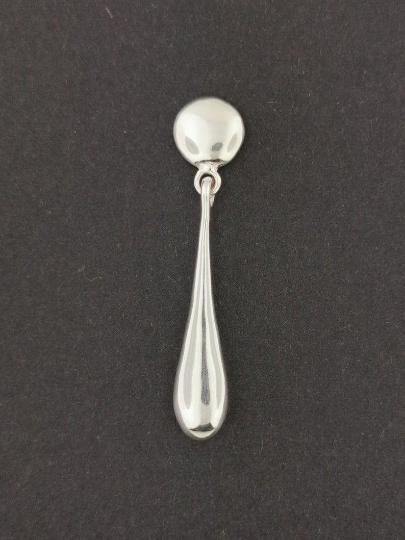 Final Fantasy 7 Tifa Silver Drop Stud Earrings in Sterling - Etsy