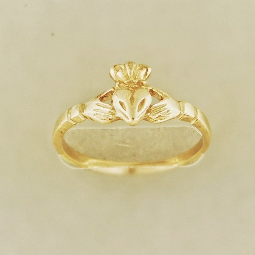 Small Claddagh Ring in 925 Silver or Bronze, Tiny Celtic Irish Claddagh ...