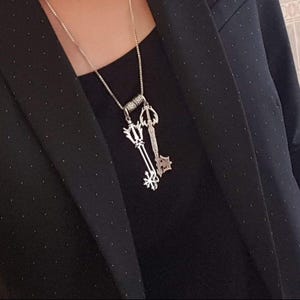 Master Defender Keyblade Pendant, KH Keyblade Pendant, Video Game ...