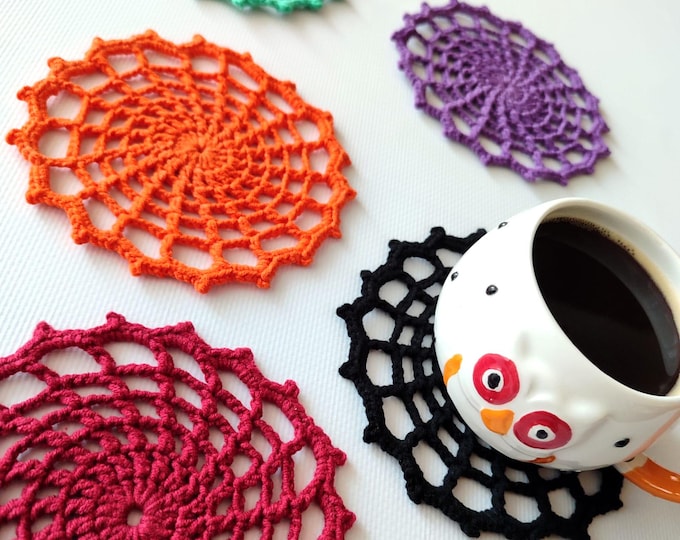 Crochet Halloween Doily PATTERN, Black Doily Spider Web. - Etsy Canada