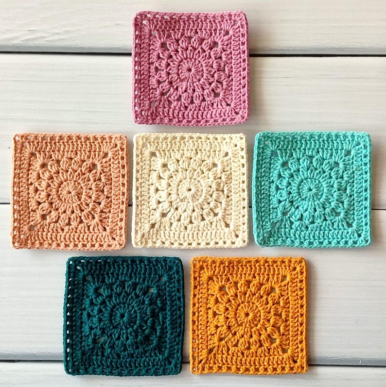 Sunburst Granny Square Crochet Pattern: Boho Floral Motif for Blankets ...