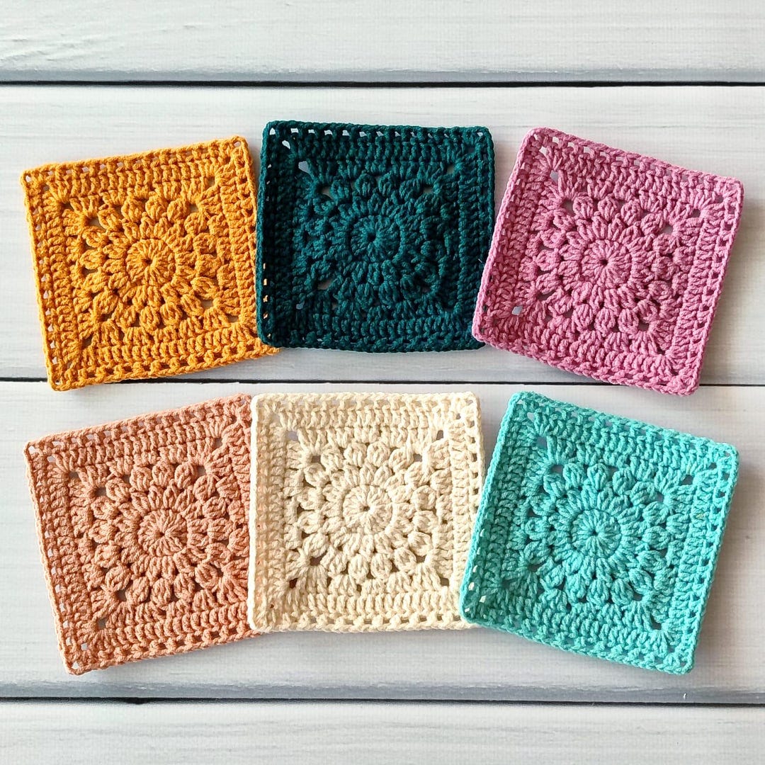 Sunburst Granny Square Crochet Pattern: Boho Floral Motif for Blankets ...