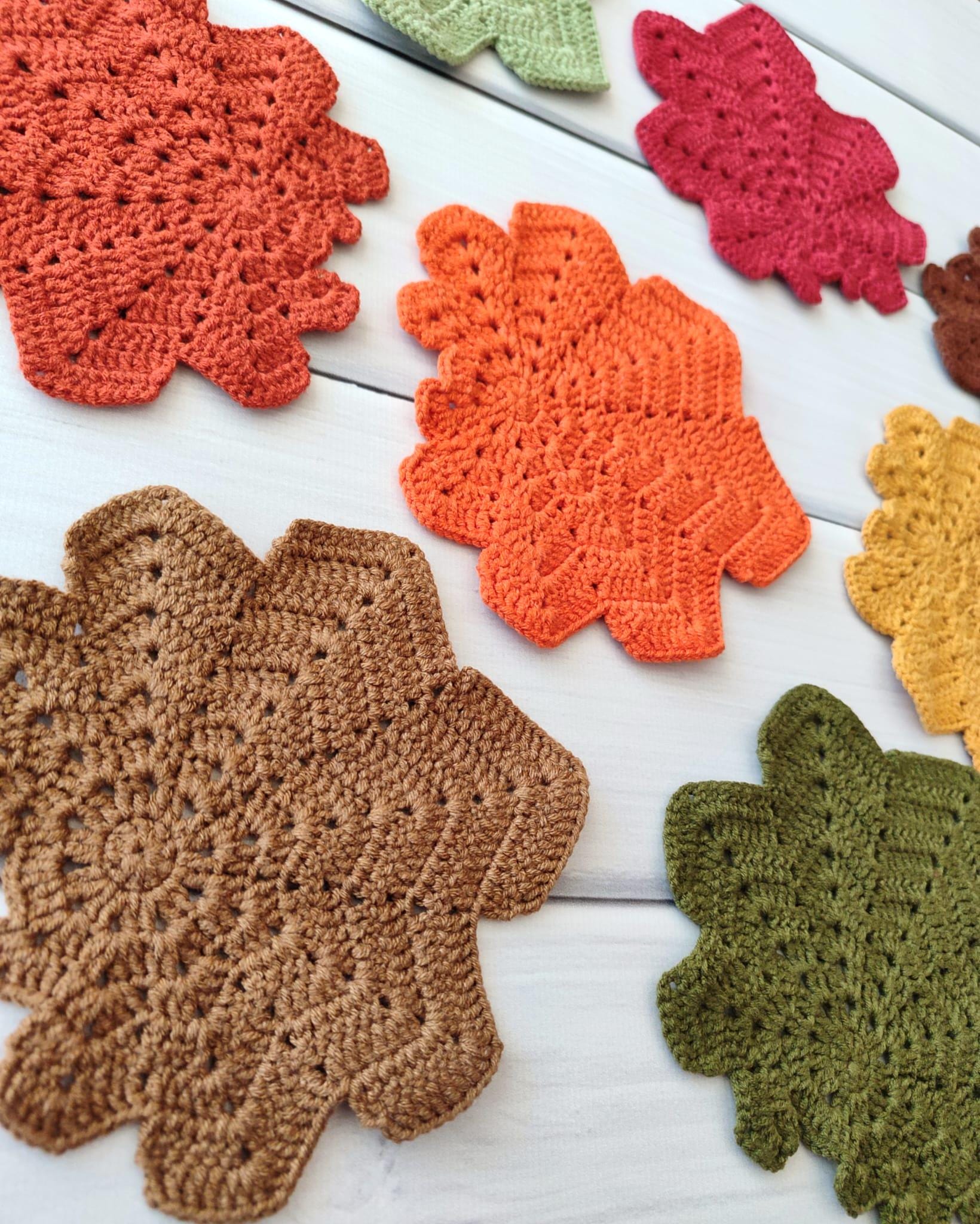 Maple Leaf Coaster Crochet Pattern: DIY Easy Mug Rug Tutorial PDF ...