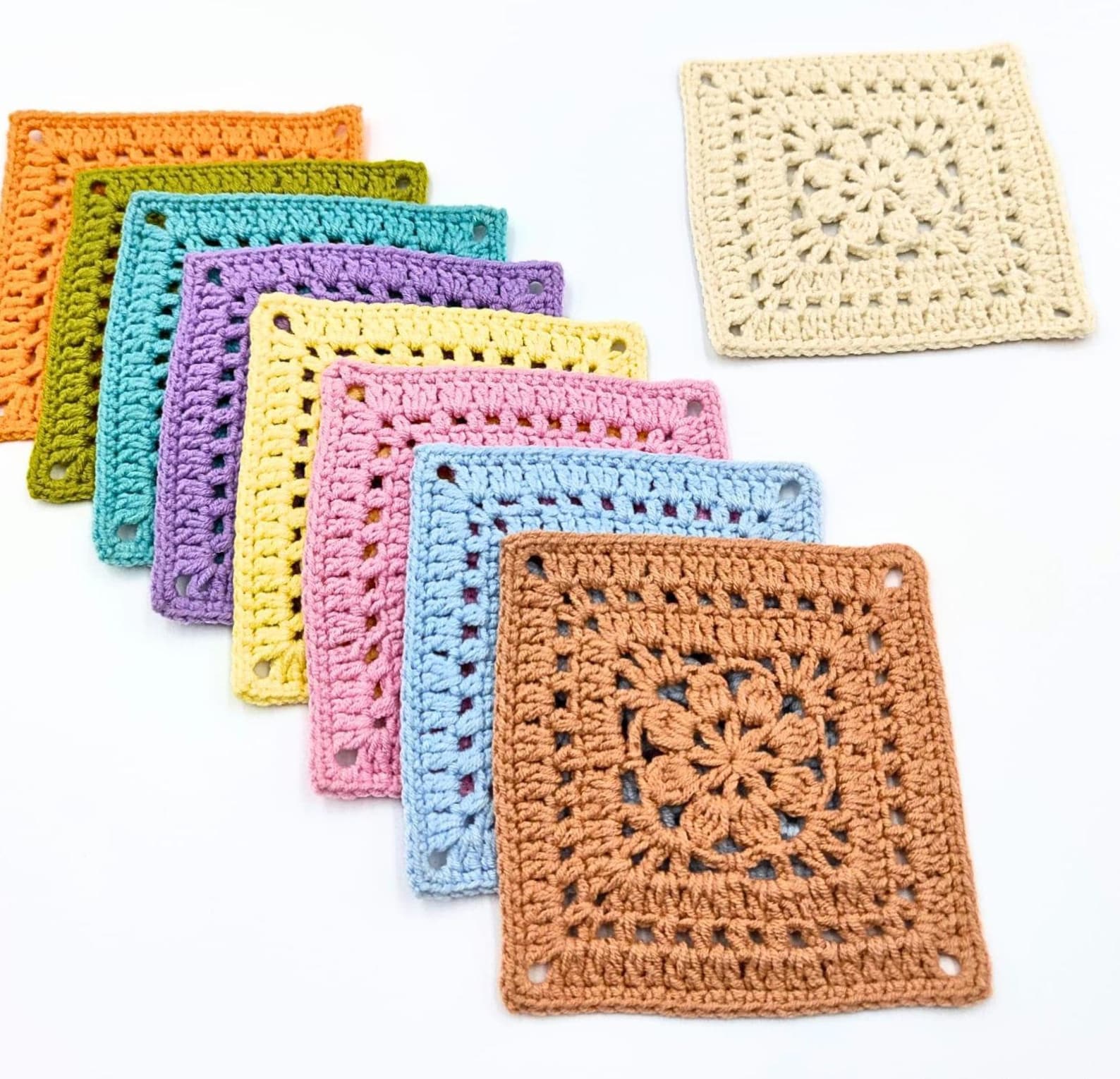 Easy Flower Granny Square Crochet Pattern: Floral Blanket & Afghan ...