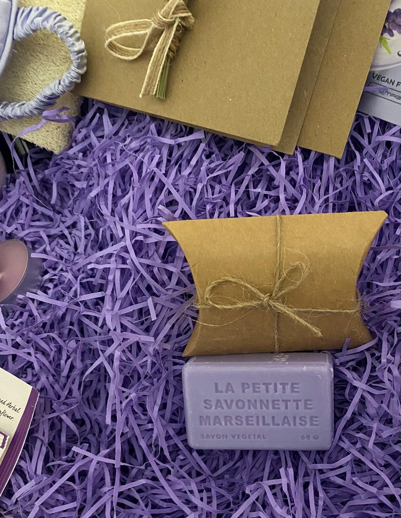 Lavender Spa Gift Set: Relaxing Pamper Hamper With Essential Oil & Silk ...