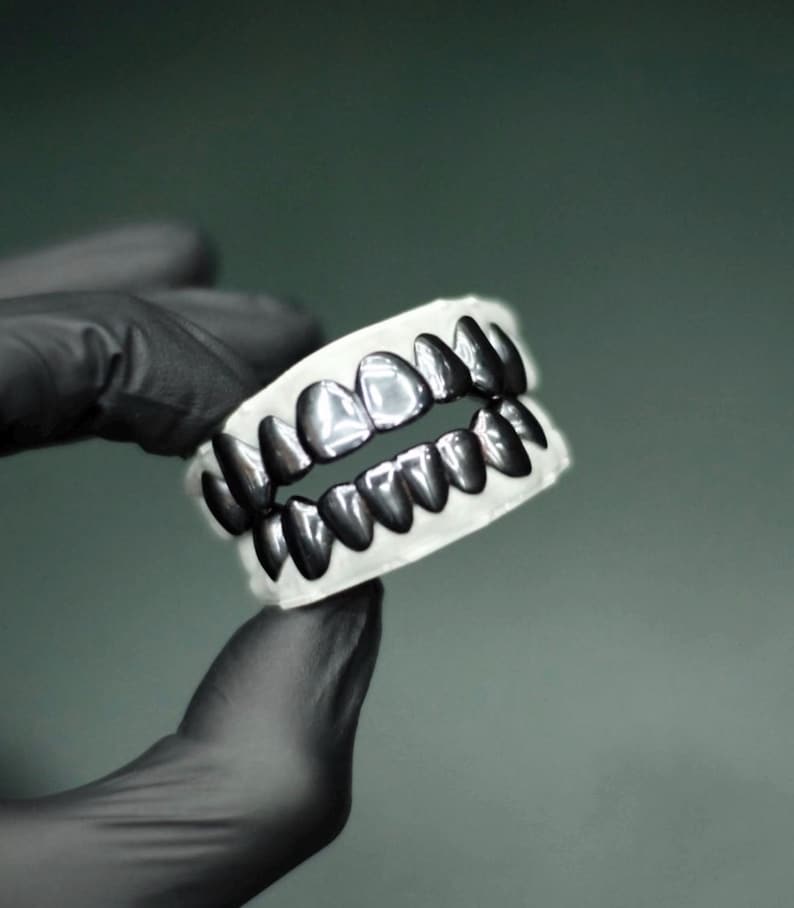 Custom Colorful Grillz: Solid Silver or Gold, Precision Fit (black,red ...