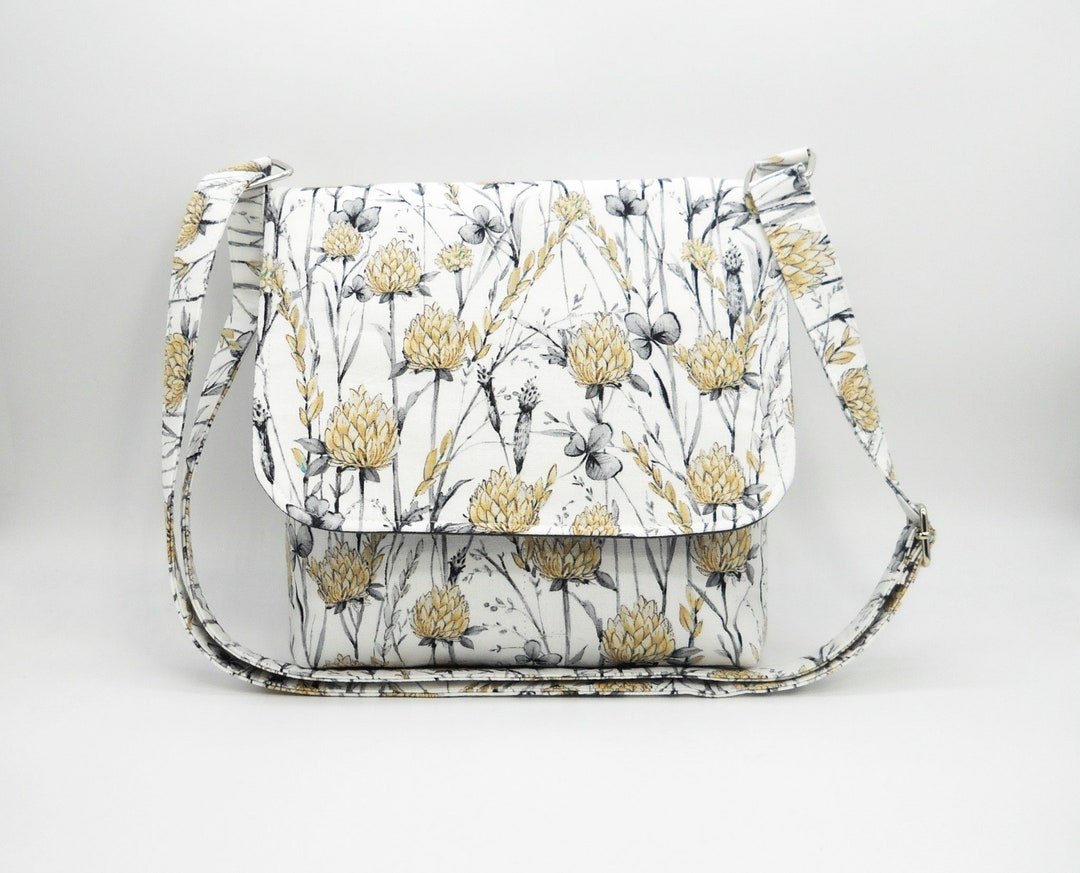 Golden Clover Small Messenger Purse, Floral Cross Body Bag, Clover ...