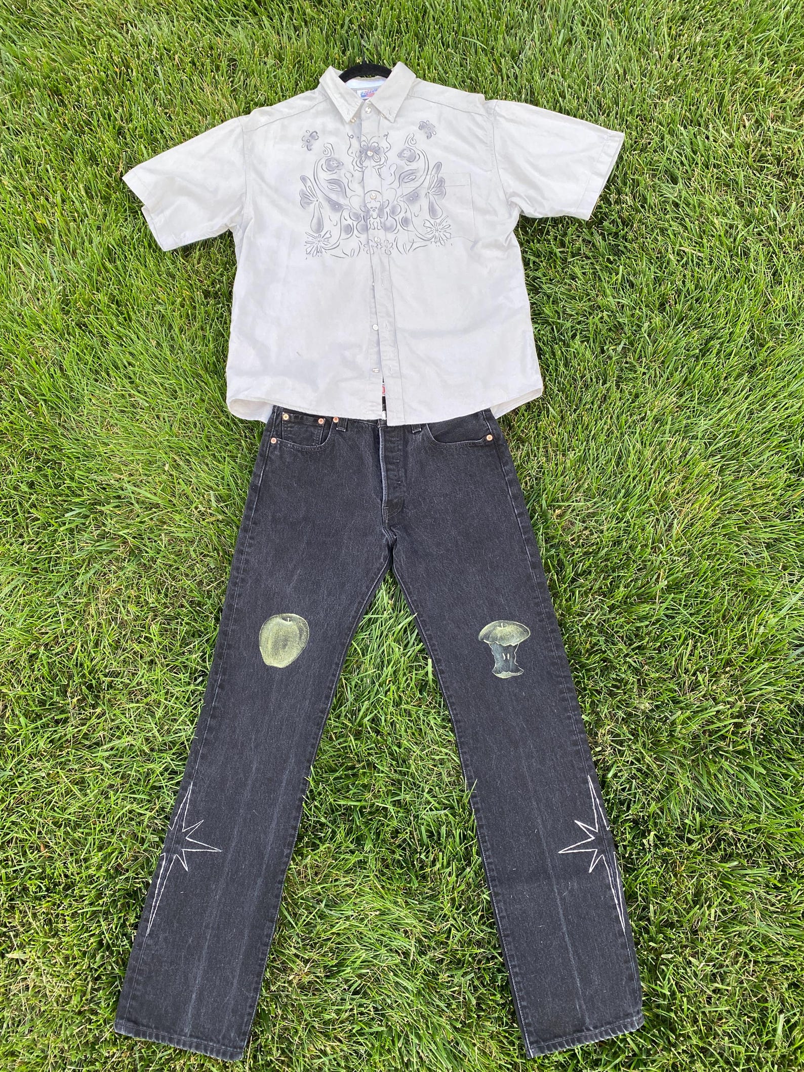 Apple Knee'd Tramp Stamp Levi Jeans - Etsy