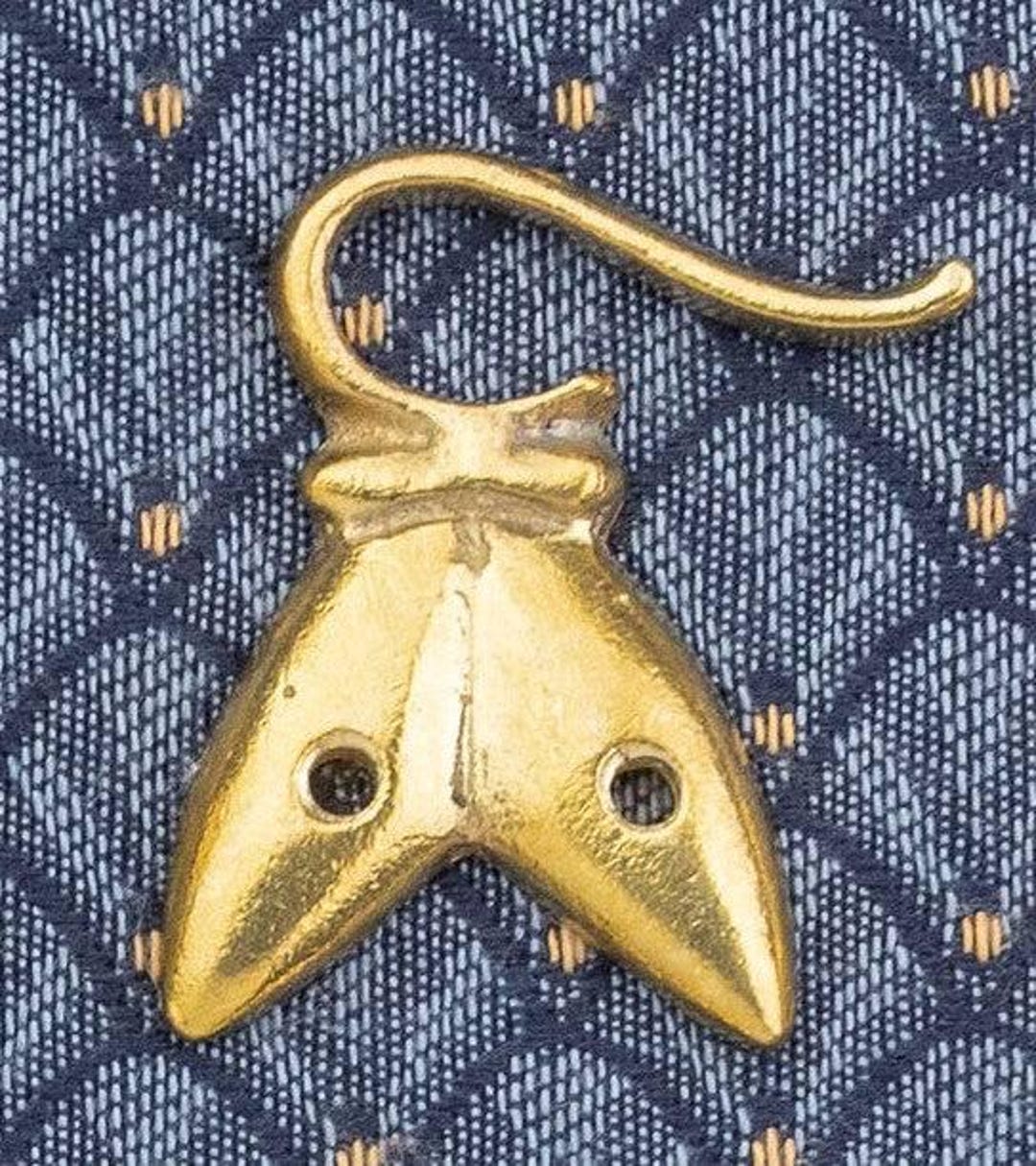 Triangular Brass Hook for 16th Century Rapier Hanger Sword Belts - Etsy