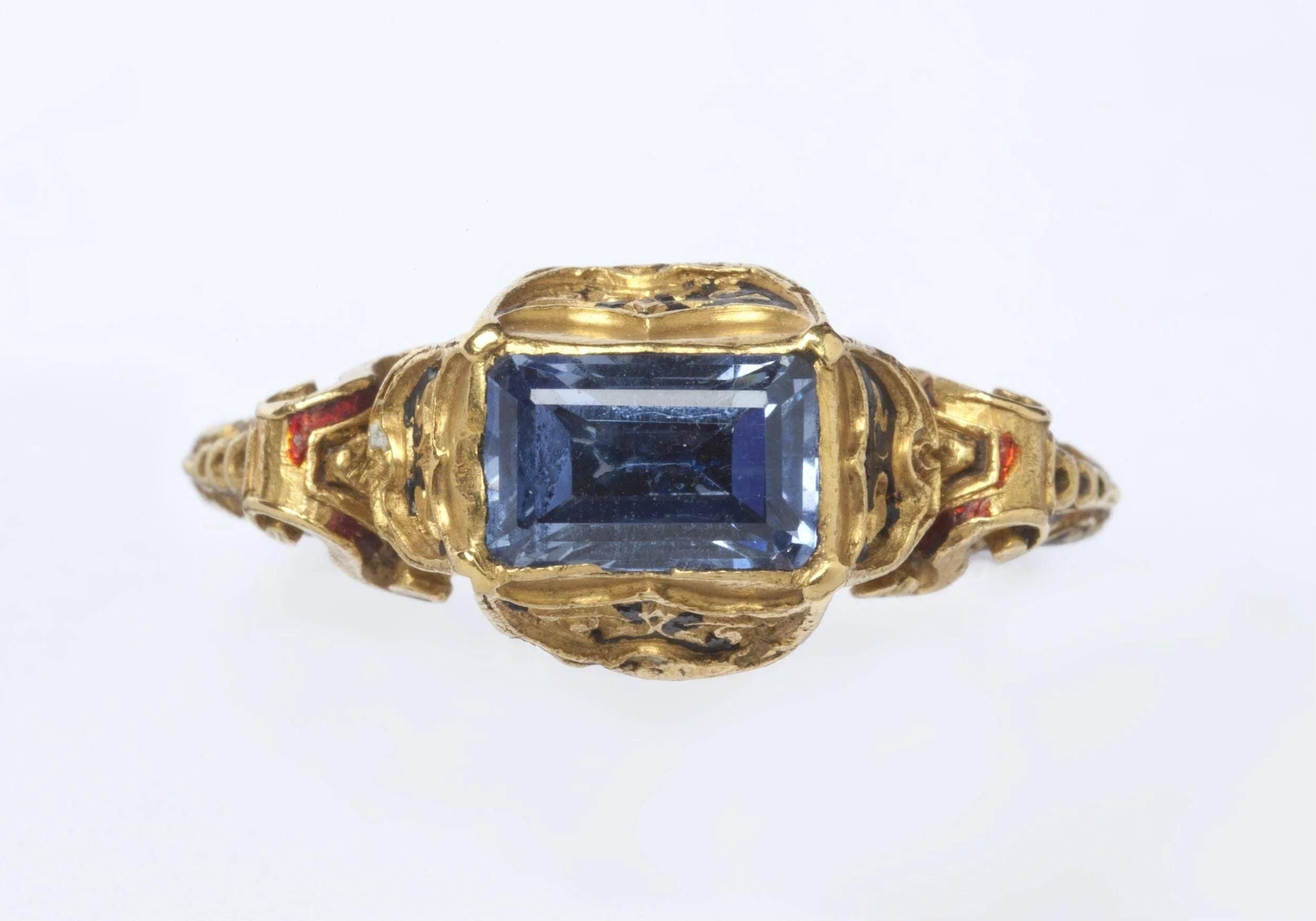 Elizabethan Ring With Table-cut Red Gem - Etsy