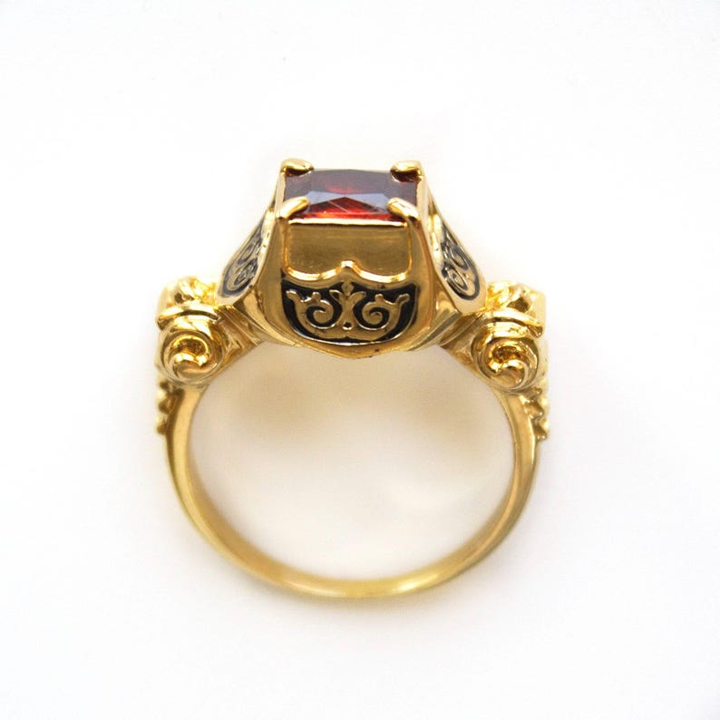 Elizabethan Ring With Table-cut Red Gem - Etsy