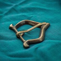 3/8” Medieval Spur Buckles in Brass or Steel - Etsy